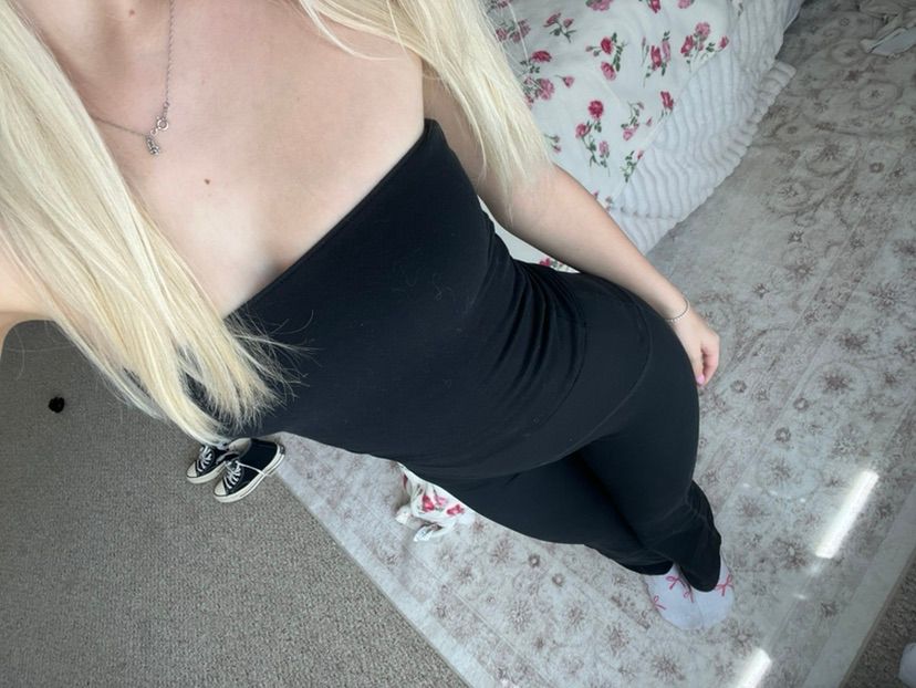 hello 🌷 - E-Pal Topics