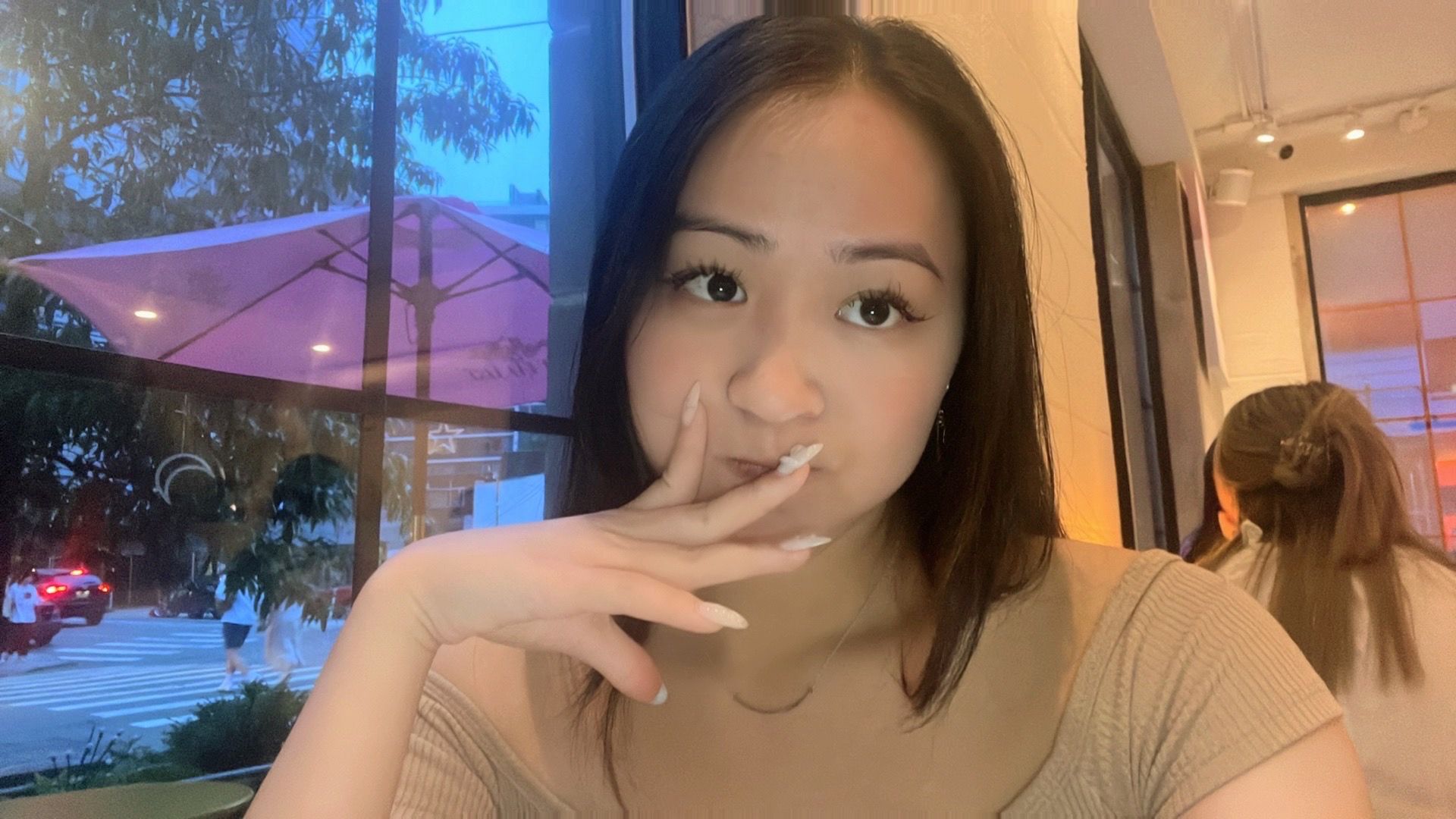 honiie - E-Pal Topics