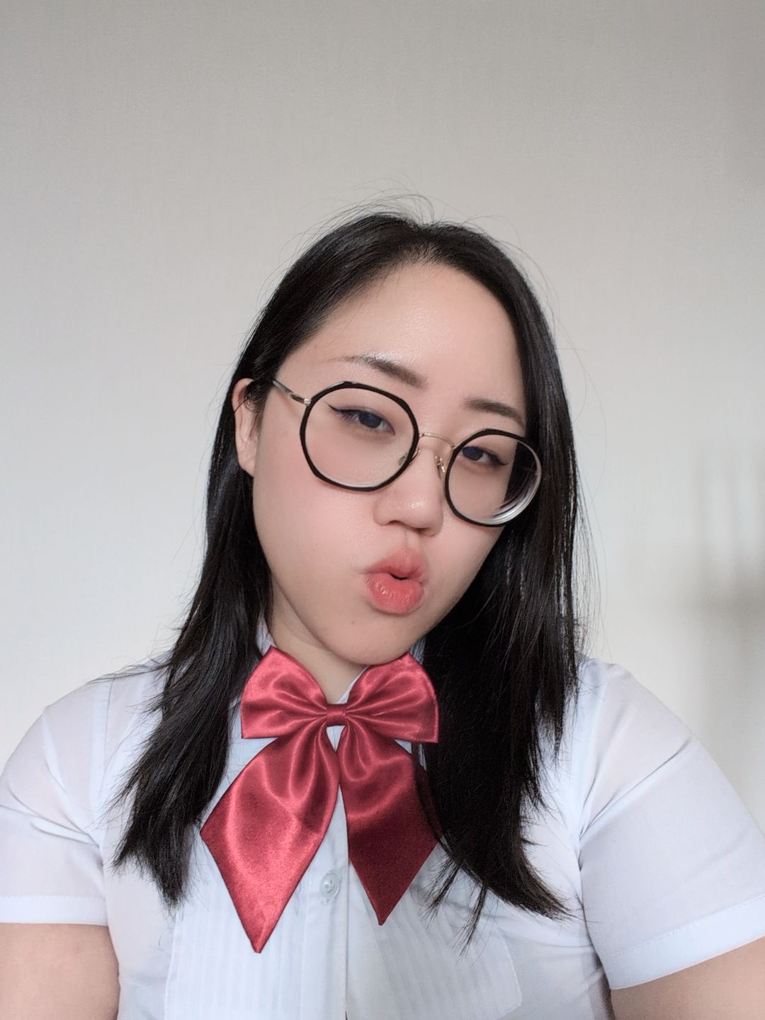 You favorite girl is back - E-Pal Topics