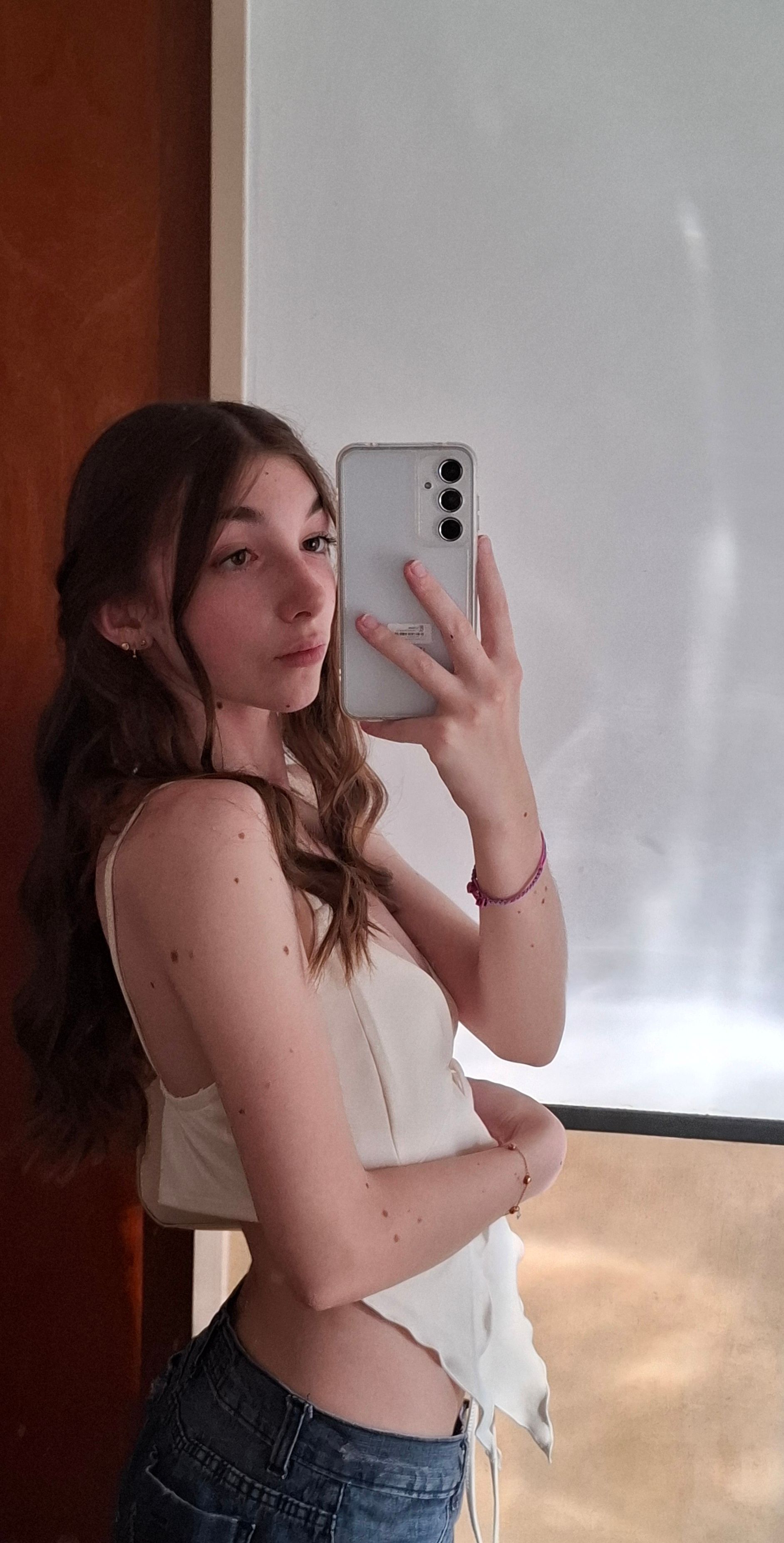 Its almost valentine's day~♡ 🩷 - E-Pal Topics