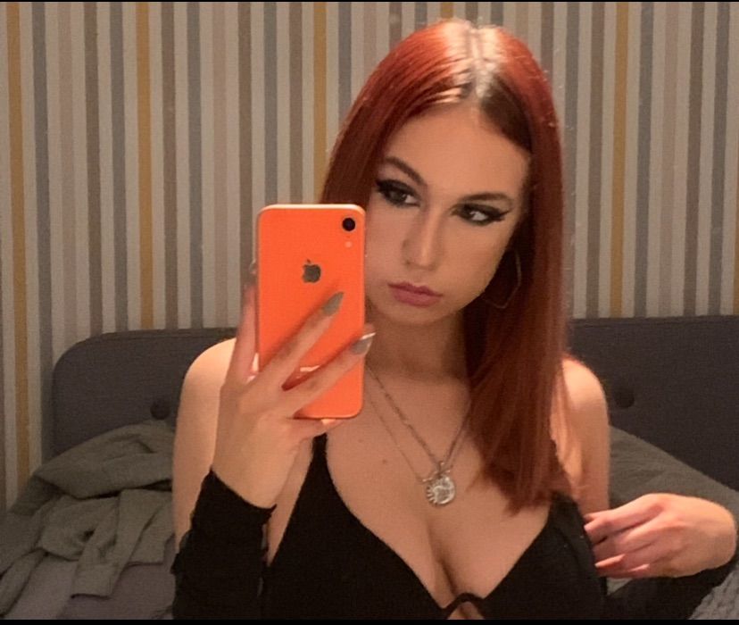 🫦Available for you🫦i know you want me!🥰 - E-Pal Topics