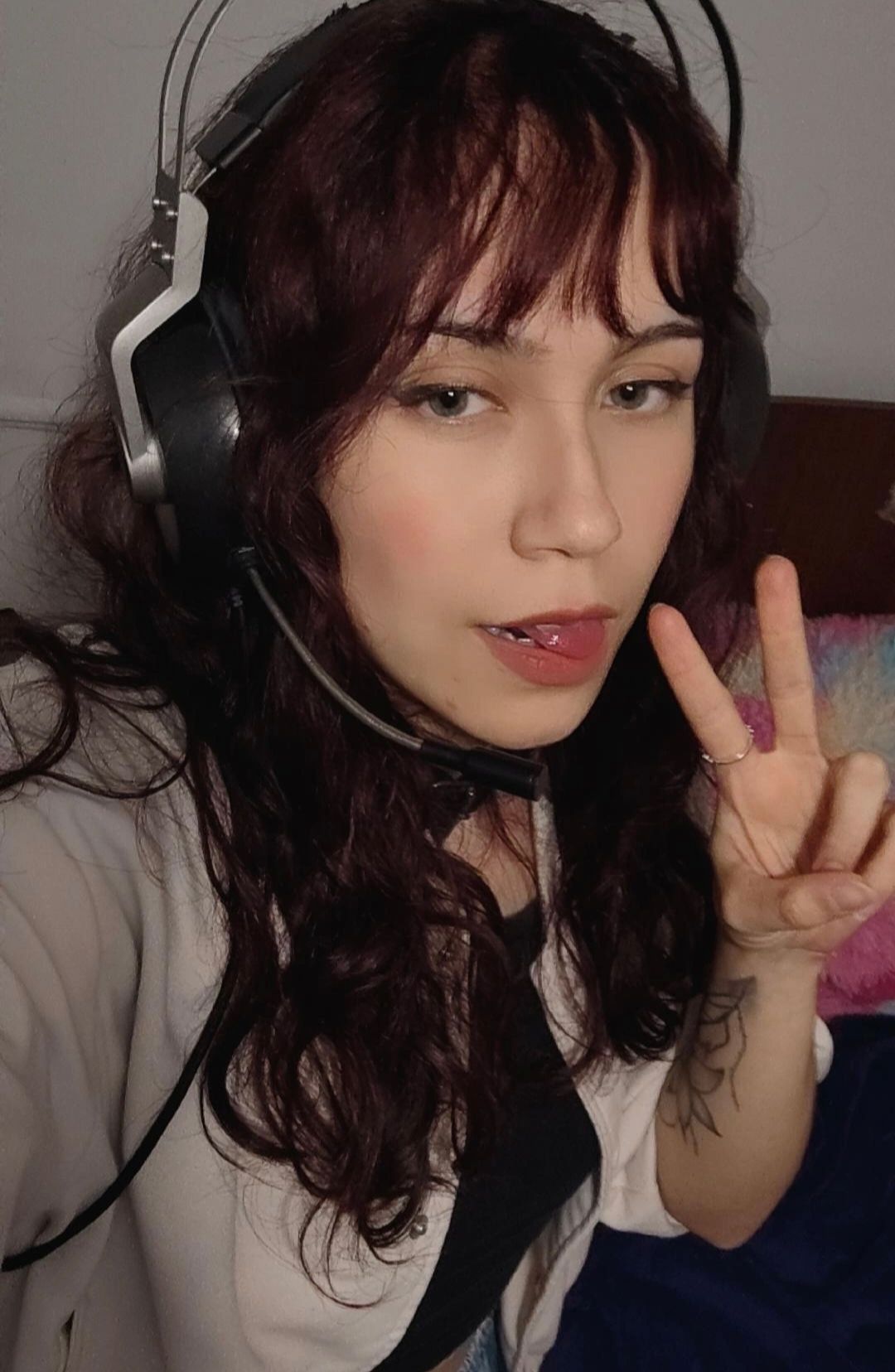 Quién me acompaña a ratear un rato? 🎮👁️👁️ - E-Pal Topics