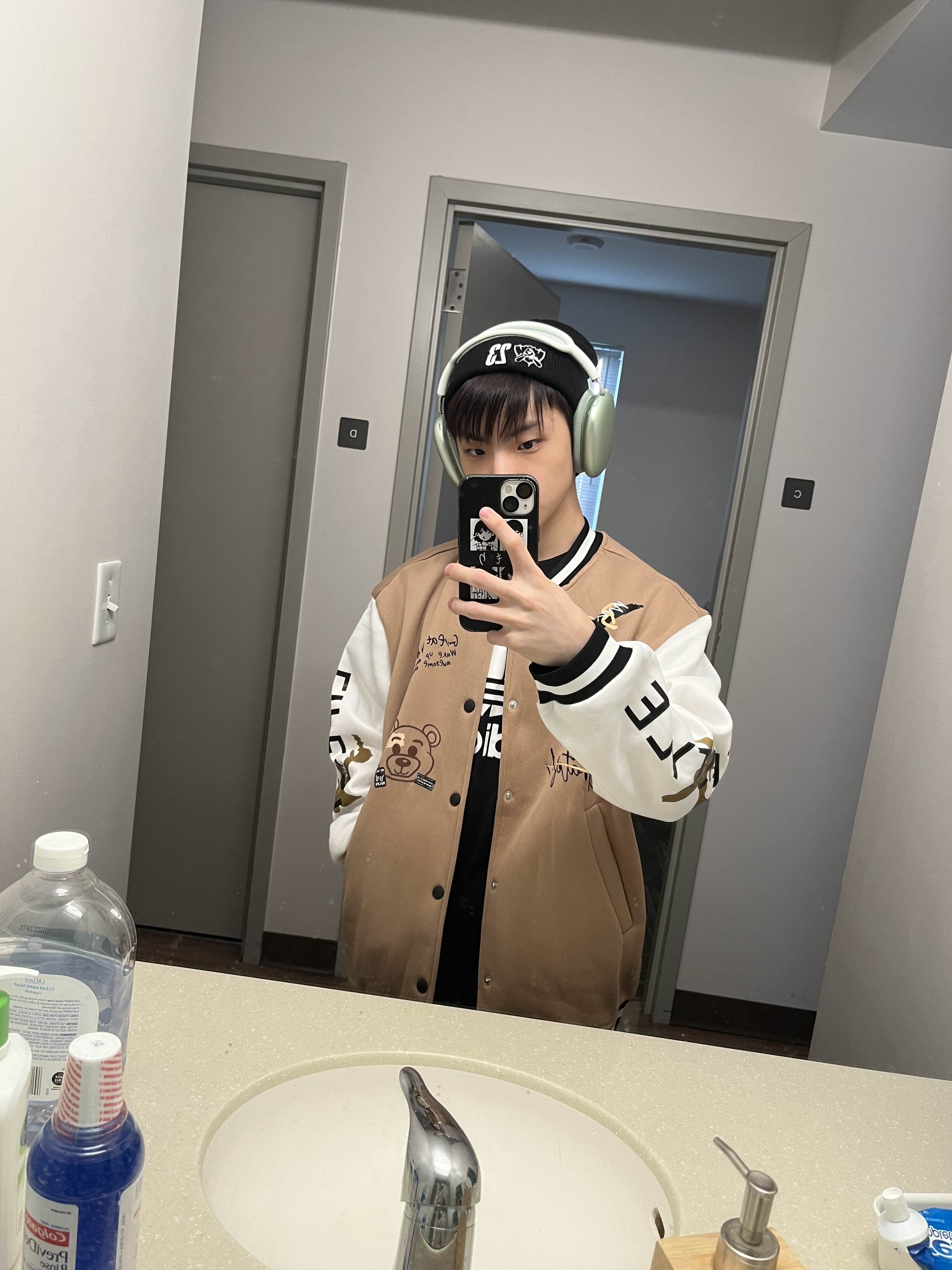 Come play val with me, i promise i'll carry :P - E-Pal Topics