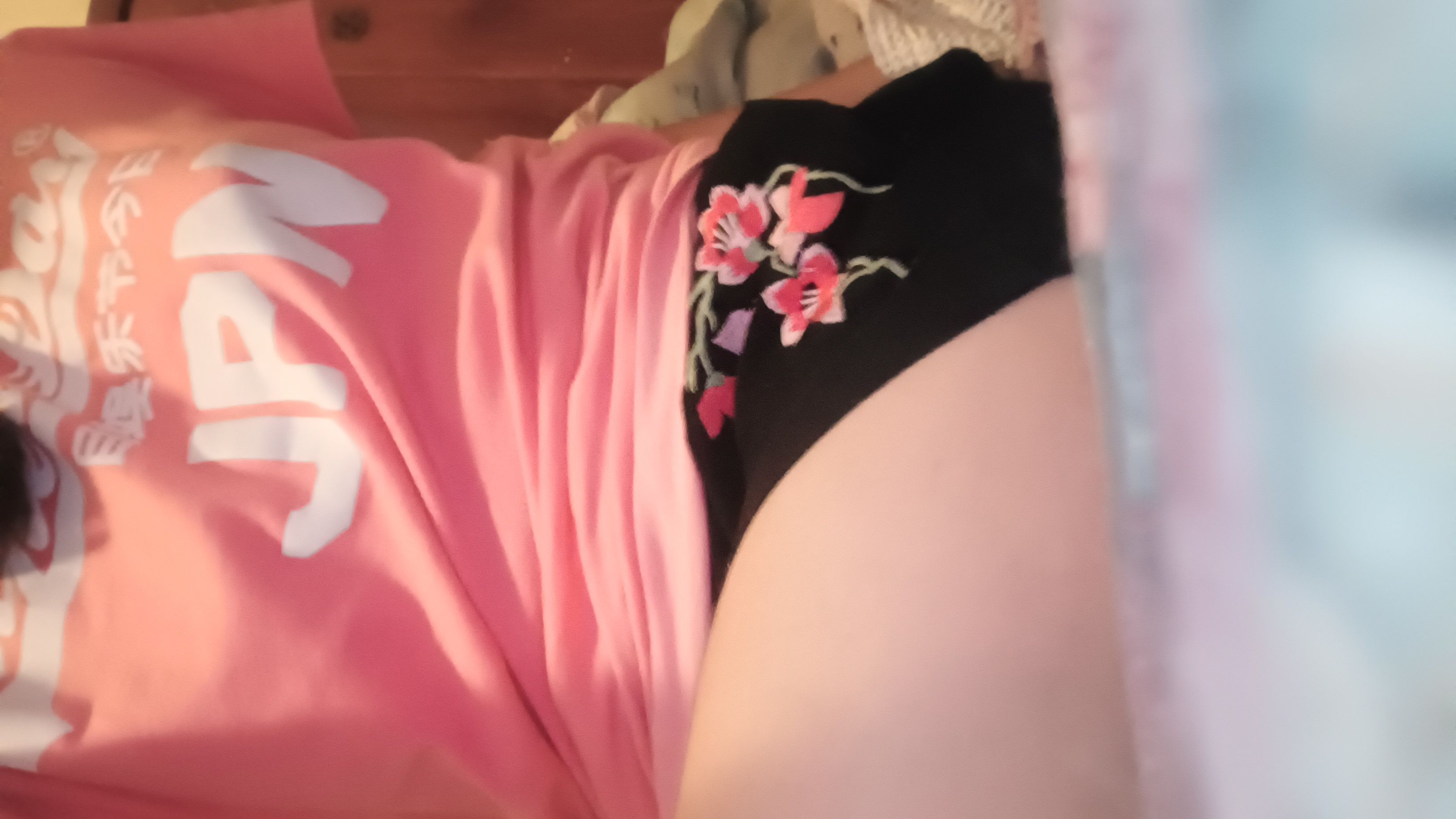 hello lets play juguemoss - E-Pal Topics