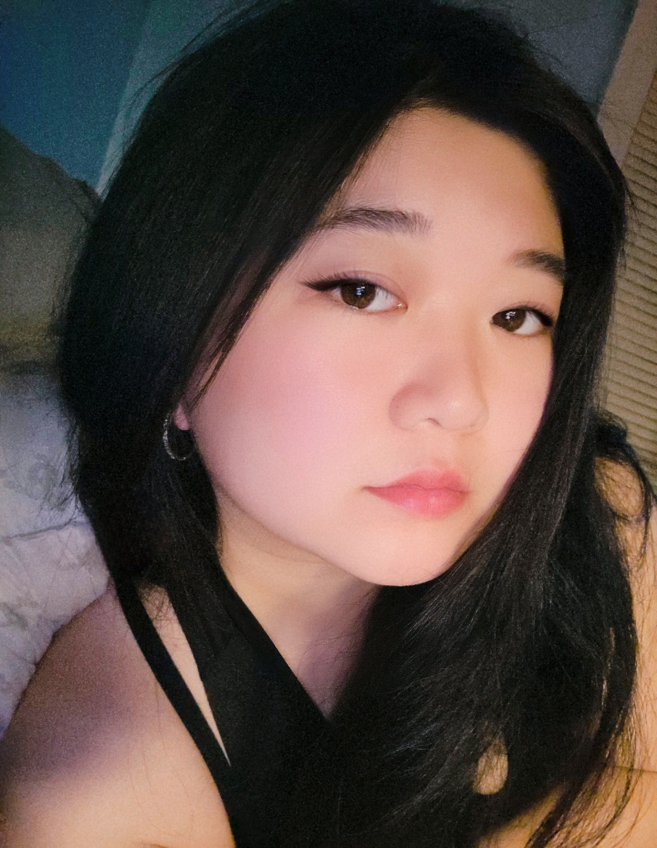 hey 🏻 - E-Pal Topics