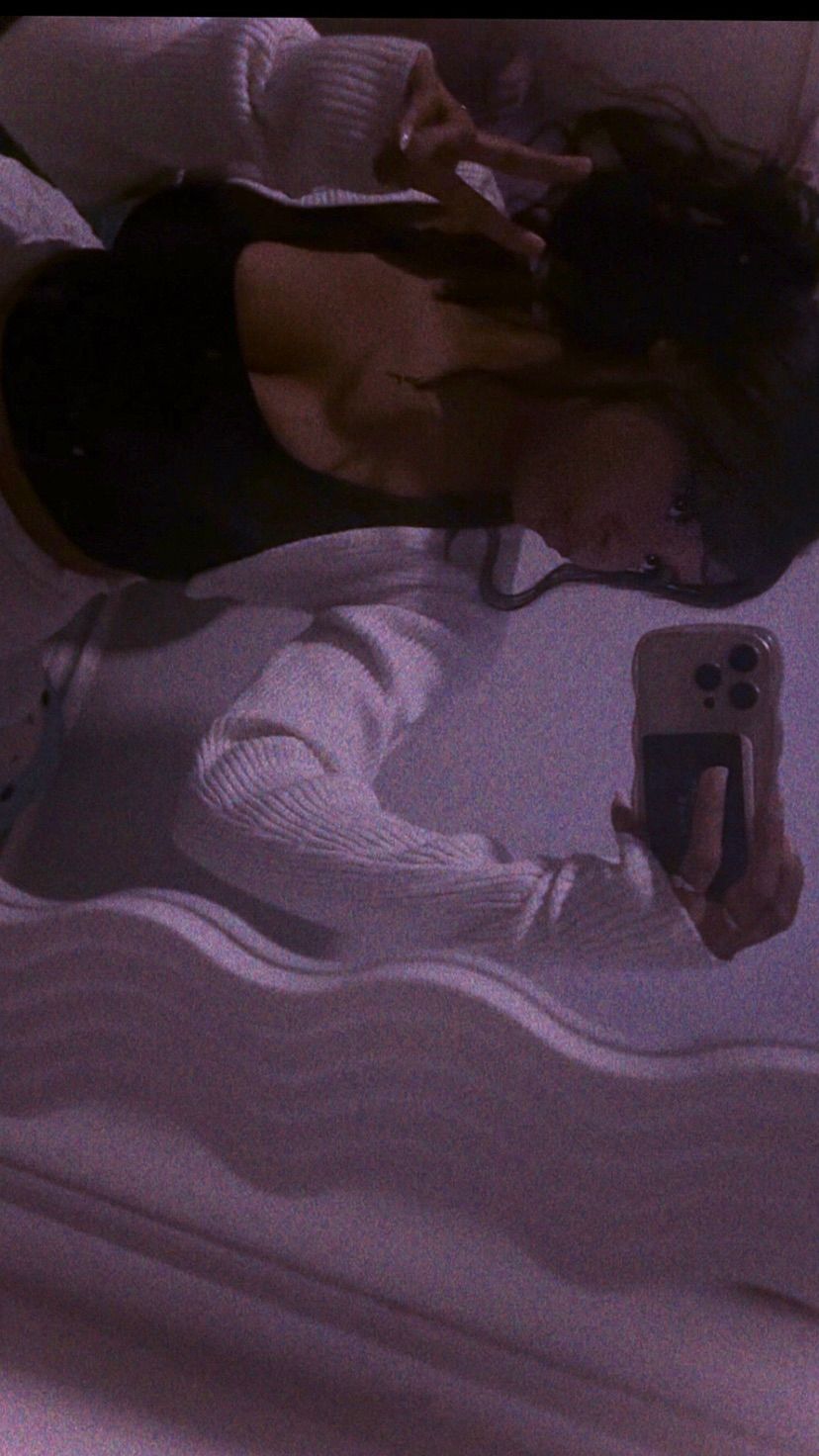 hii come msg me silly - E-Pal Topics